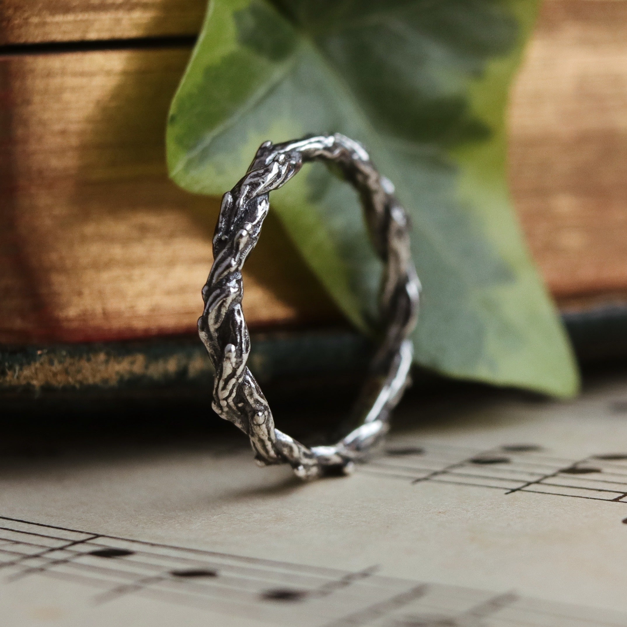 Shop Dixi Gothic Ring | Crown Of Thorns Ring